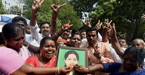 Aiadmk Symbol Case Eps Ops Faction Opposes Vk Sasikala Camps Plea To