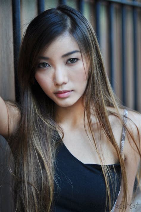 myanmar girl mable soe semi professional model from singapore