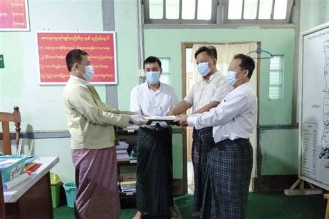 ကိုဗစ် ၁၉ ထိမ်းချုပ်ရေးနှင့် အရေးပေါ်တုံ့ပြန်ရေး မြို့နယ်အဆင့်ကော်မတီသို့ အလှူငွေပေးအပ