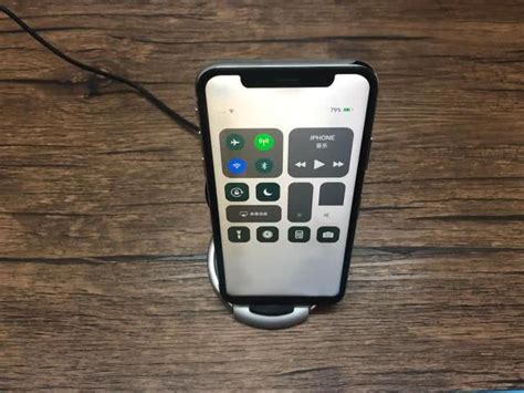 華強北出現的新款iphone X，1000多元就能以假亂真 每日頭條