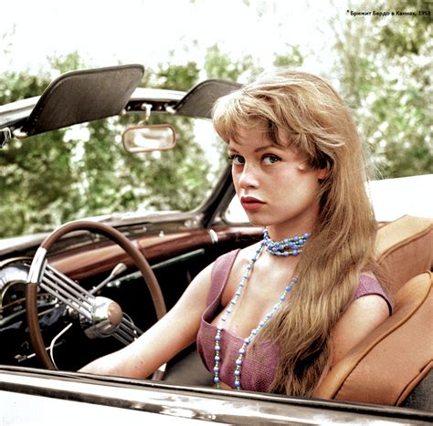 Cutie In A Car Myconfinedspace