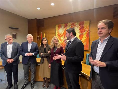 Pp Y Vox En Aragón Defienden La Inmigración Ordenada Como Un Activo