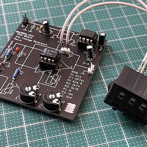 Adjustable Voltage Reference With Opamp 741