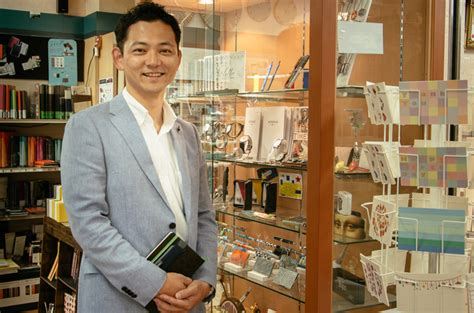 文房具との新しい出会いを演出する場所を目指して ― 石丸文行堂 常務取締役 石丸忠直 インタビュー Nagasaki365 長崎写真メディア
