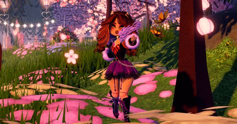 Clawdeen Wolf Cosplay 😺 Rroyalehighroblox