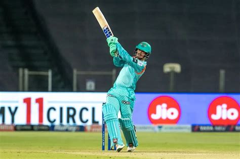 IPL 2022 Aakash Chopra Lauds Quinton De Kock S Knock For LSG Vs KKR