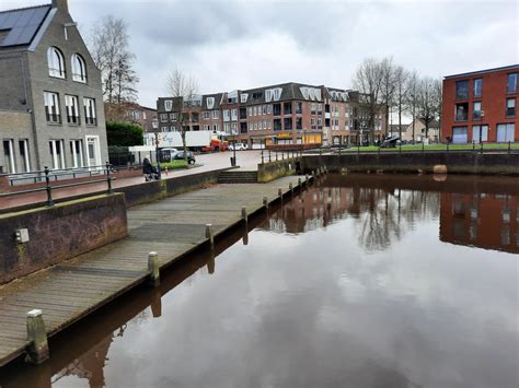 Fietsers En Scooters Die In Het Donker Van De Trap Vallen Vvd Noemt