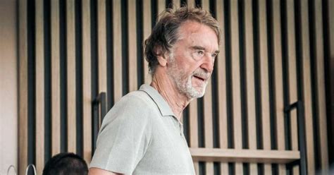 Sir Jim Ratcliffe Sepakat Beli 25 Persen Saham Manchester United