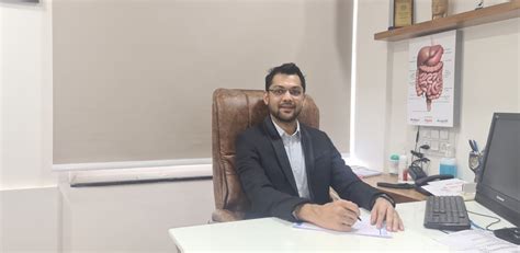 Dr Moxit Shah Best Endocrinologist In Ahmedabad