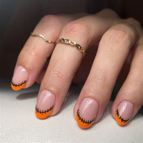 75 Halloween Acrylic Nail Designs Short Cute And Spooky Wedbook