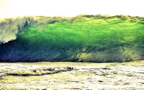Tsunami Qué Es Características Causas Efectos Formación Tipos
