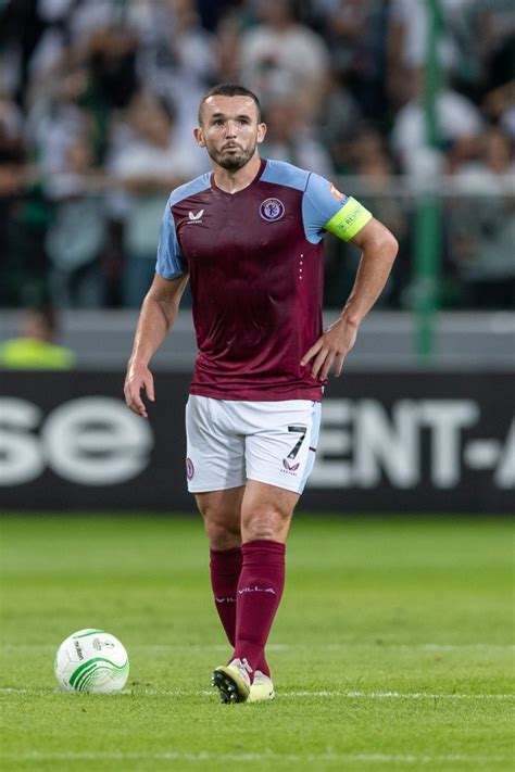 Why Does Aston Villas Kit Look Soaking Wet Womens Team Dreading