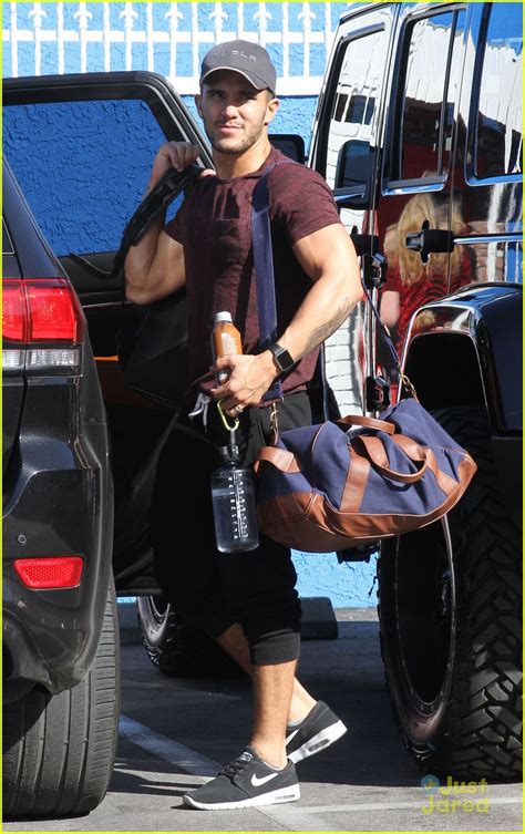 Full Sized Photo Of Alexa Carlos Penavega Teen Vogue Dwts Practice