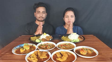 Chicken Curry Egg Curry Fish Curry Green Chili Sabji Veg Pakora