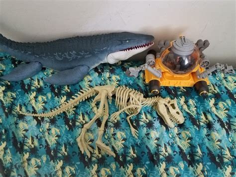 Quest For Indominus Rex Pack Jurassic World Fallen Kingdom By Mattel