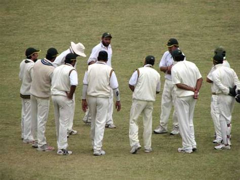 Advice From Shahid Afridi As Hbl Take The Field