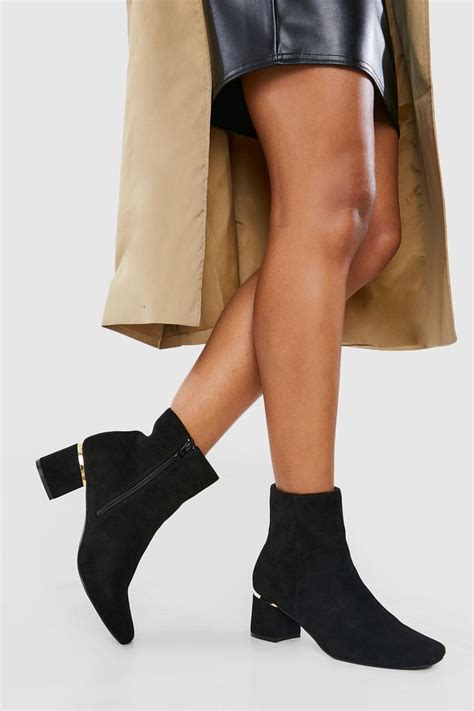 Wide Fit Hardware Detail Block Heel Boots Boohoo Uk