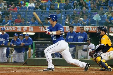 新聞 快訊／歡迎回家！高國輝本季桃園首轟 Baseball板 Disp Bbs