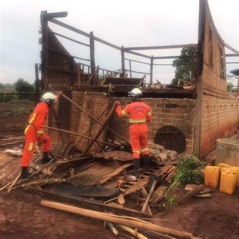 ကလောမြို့၌ လေပြင်းတိုက်ခတ်မှုကြောင့် စာသင်ကျောင်း ၁ ကျောင်းနှင့် လူနေအိမ် ၂ဝ ကျော် ပျက်စီး