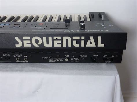 MATRIXSYNTH Sequential Circuits Prophet VS Synthesizer SN 0270