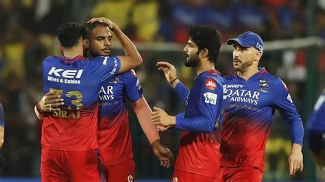 Rcb Vs Csk Match Highlights कोहलीची Rcb प्लेऑफमध्ये दाखल रोमांचक