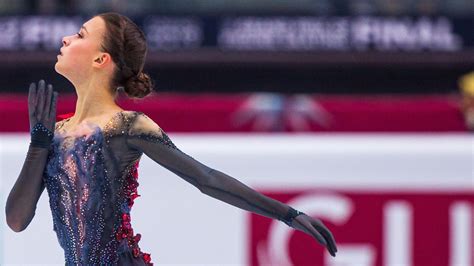 Pin By John Owen On Anna Shcherbakova Figure Skating Lady Fashion
