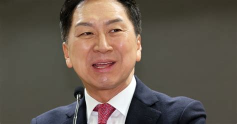 거취 압박 김기현 25일 지역구 울산서 의정보고회 연다