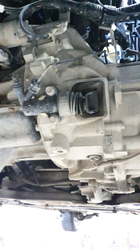 Замена рабочего цилиндра сцепления — Mazda 3 (2G) BL, 1,6 л, 2011 года ...