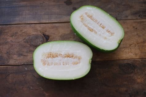 冬瓜の日持ちは腐る･腐りかけの見分け方｜丸ごと保存期限･保存方法 お役立ち！季節の耳より情報局