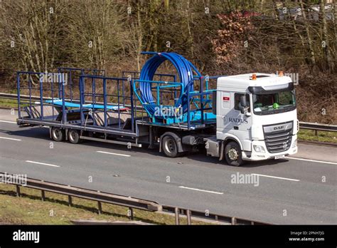 Radius Systems Polyethene Components For Pressure Pipelines Xpo Logistics Daf Xf Towing Ll20