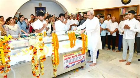 Cm Naveen Patnaik Pays Last Respects To Surjya Narayan Patro Last