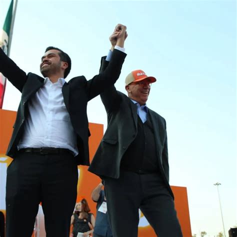 Desde la primera sesión del Congreso Fernández Noroña tundió a MC por