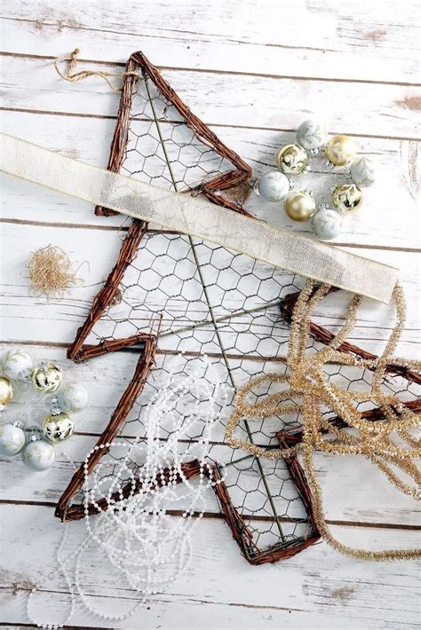 Farmhouse Chicken Wire Christmas Tree Wreath Chicken Wire Crafts