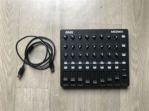 MIDImix Akai Professional MIDImix Audiofanzine