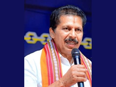 യുവതിയോടൊപ്പം അശ്ലീല ഫോട്ടോ വൈറലായി പരാതിയുമായി എം എല്‍ എ Malayalam News
