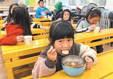 冬至寒流發威 開暖氣、備湯圓 高山學校禦寒大作戰─時事─國內新聞20231223──財團法人國語日報社