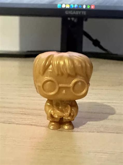 GOLDEN HARRY POTTER Funko Kinder Joy Ultra Rare VT K PicClick UK