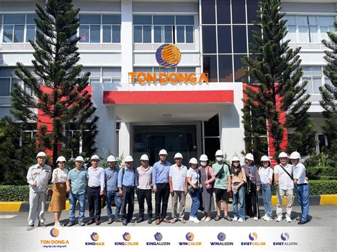 CÔNG TY TNHH MTV THƯƠNG MẠI TÔN LONG PHÁT VÀ KHÁCH HÀNG PHẤN KHỞI KHÁM