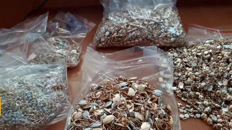 Жена опита да мине границата със злато за 115 000 лева облепено около кръста ѝ Nova