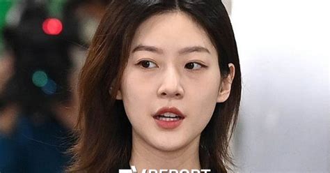 故 김새론 유작 기타맨 감독 추모 동참 혼자 있으면 어둡고 힘들어 보여
