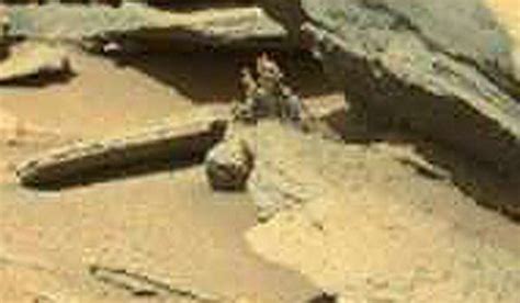 Unusual Object On Mars Could Be Crashed Ufo Believers Claim