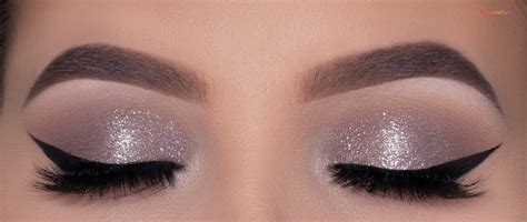The Best Glitter Eye Makeup Looks You Can Try This Season