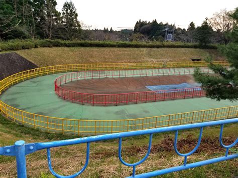 四日市スポーツランド ローラースケート場（よっかいちすぽーつらんど ろーらーすけーとじょう） スケパ
