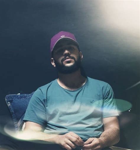 Akram Le A Medium