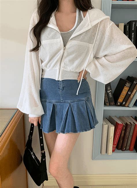 4color 크롭 후드집업 부클 환절기 에이블리