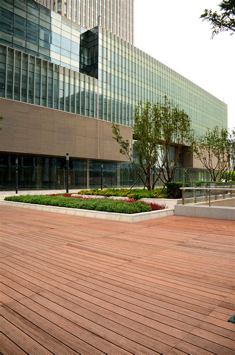 天津于家堡金融中心 工程案例 湖南桃花江竹材 户外高炭防腐竹木地板竹木墙板竹木格栅户外防腐竹材厂家 湖南桃花江竹材科技股份有限公司