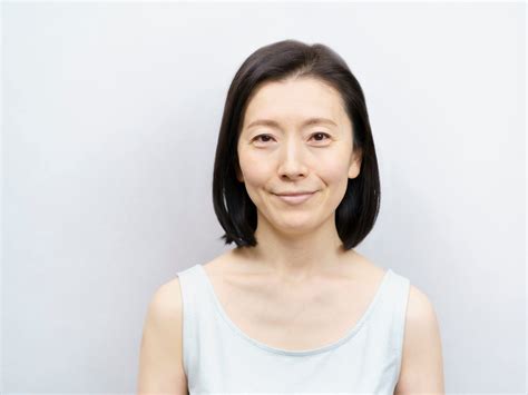 【男の本音】「50代かと思った」“10歳老けて見える”40代女性の残念な特徴3選（後編）｜otona Salone