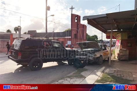Hoy Tamaulipas Muere Taxista Al Sufrir Infarto Mientras Conducia En