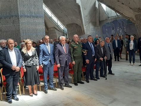 DA SE NE ZABORAVI Na Tjentištu obilježeno godina od Bitke na Sutjesci Aloonline ba