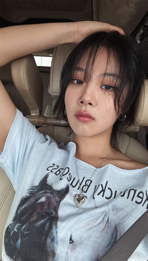 Pin By Delffflvsryujin On Bibi 💿🍥 In 2025 Kpop Girls Good Looking